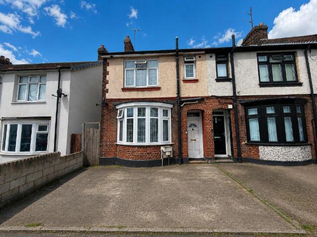 2 bedroom house for sale