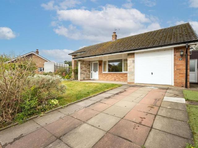 2 bedroom house for sale