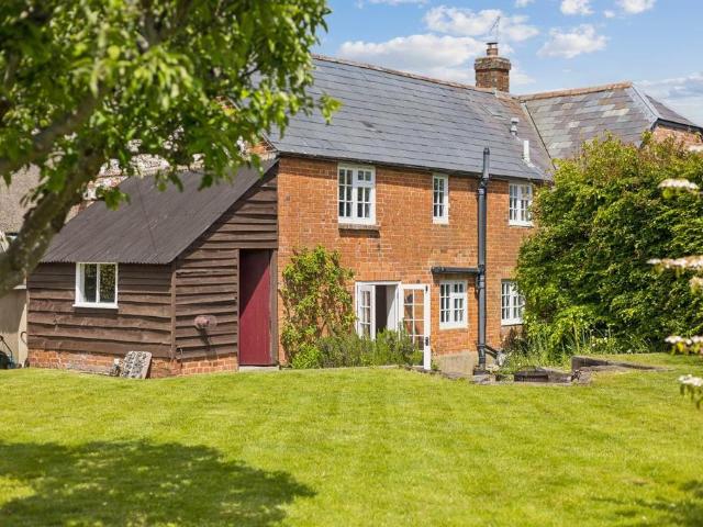 2 bedroom house for sale