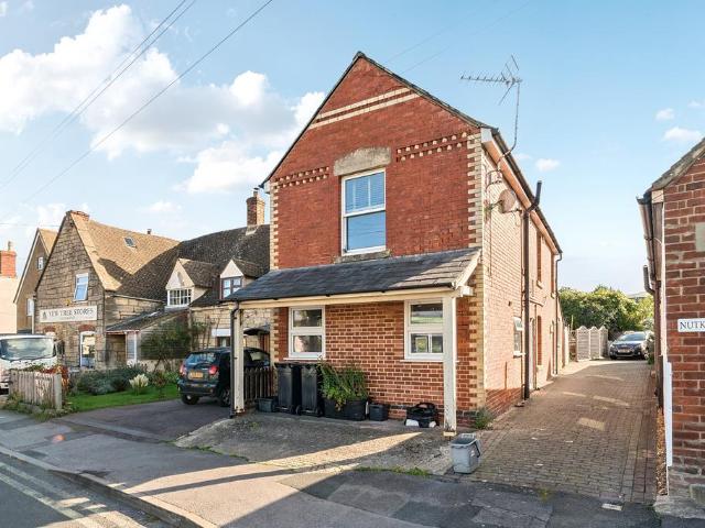 2 bedroom house for sale