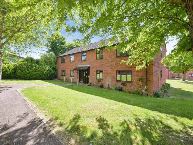 2 bedroom house for sale