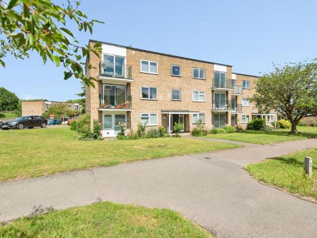 2 bedroom house for sale