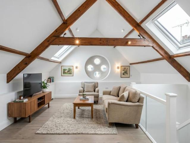 2 bedroom house for sale
