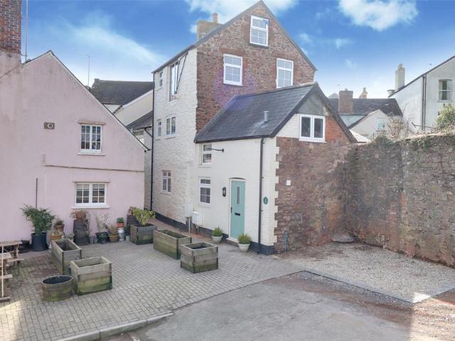 2 bedroom house for sale