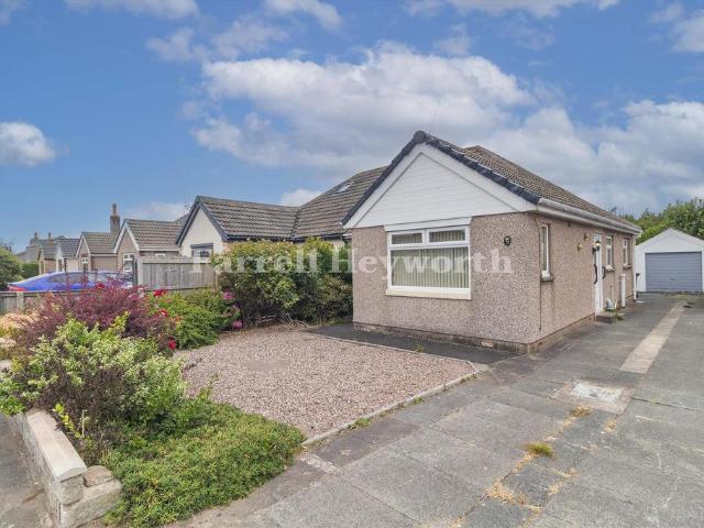 2 bedroom house for sale