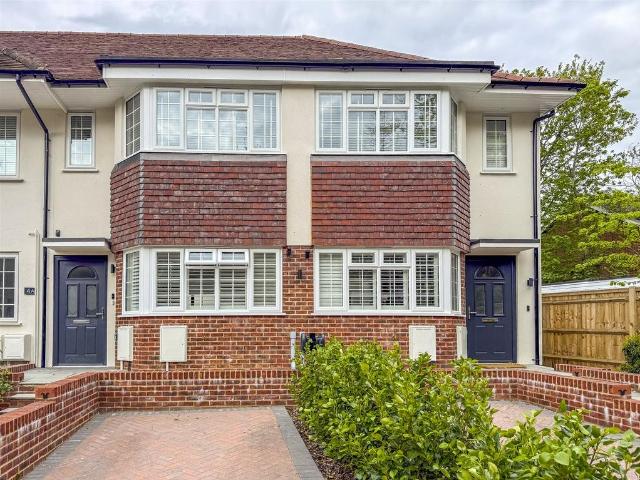 2 bedroom house for sale