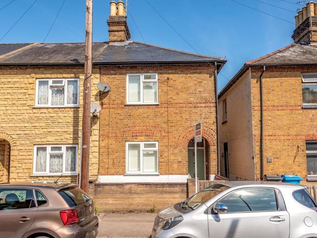 2 bedroom house for sale