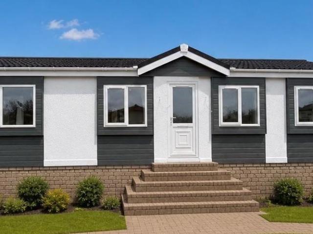 2 bedroom house for sale