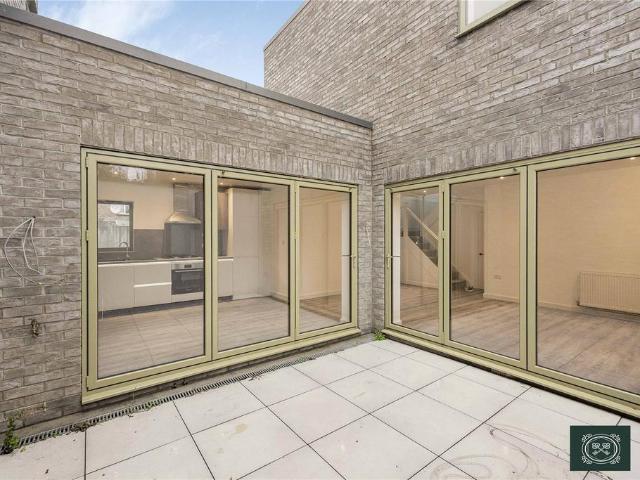 2 bedroom house for sale