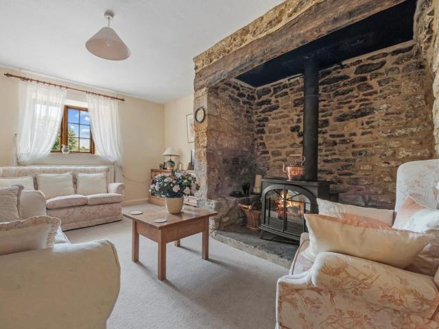2 bedroom house for sale