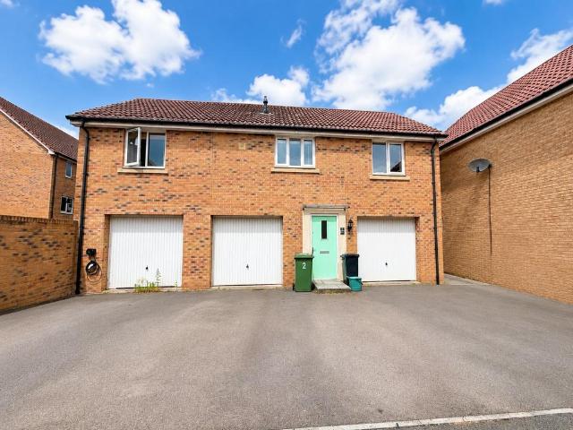 2 bedroom house for sale