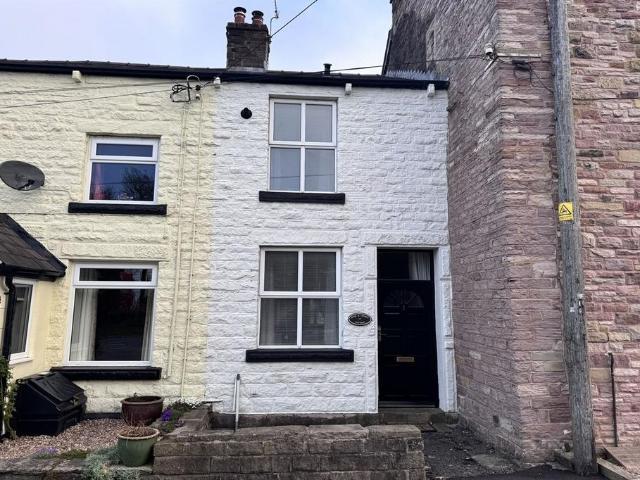 2 bedroom house for sale