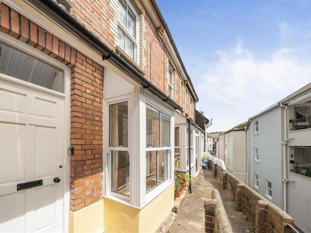 2 bedroom house for sale