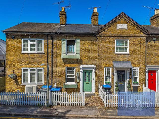 2 bedroom house for sale