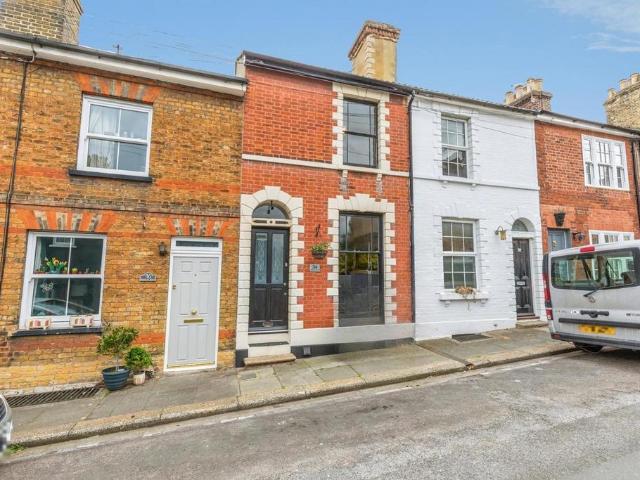 2 bedroom house for sale