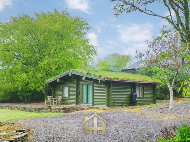 2 bedroom house for sale