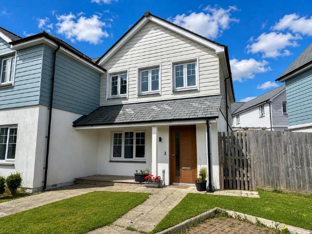 2 bedroom house for sale