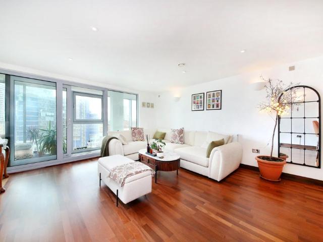 2 bedroom house for sale