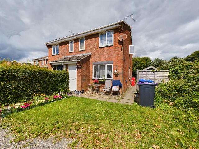 2 bedroom house for sale