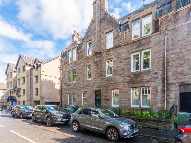 2 bedroom house for sale