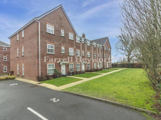 2 bedroom flat for sale