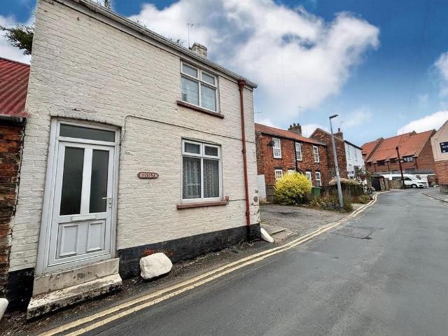 2 bedroom house for sale