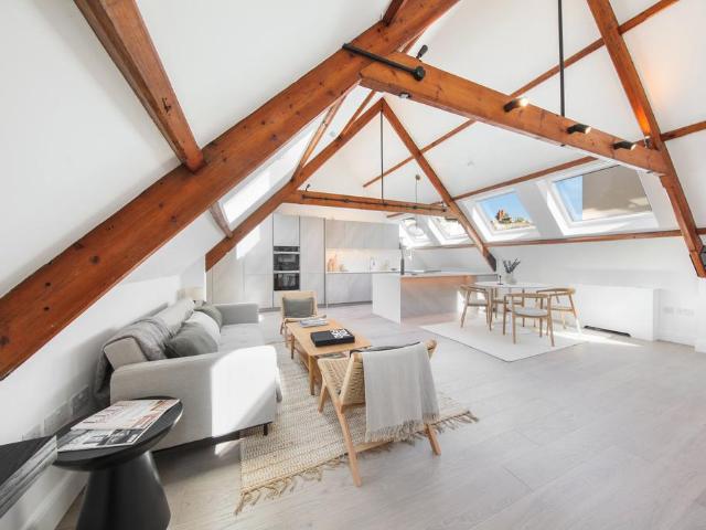 2 bedroom house for sale