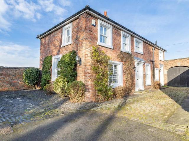 2 bedroom house for sale