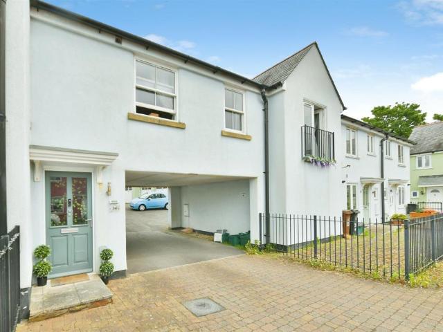 2 bedroom house for sale