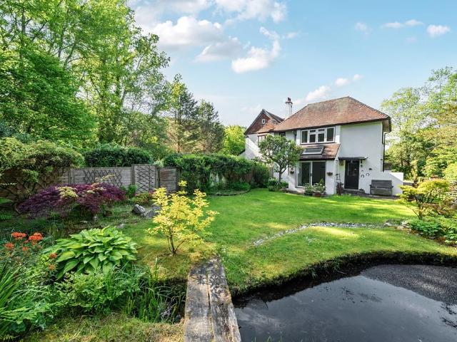 2 bedroom house for sale