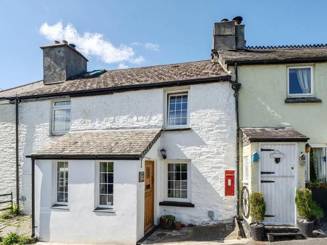 2 bedroom house for sale