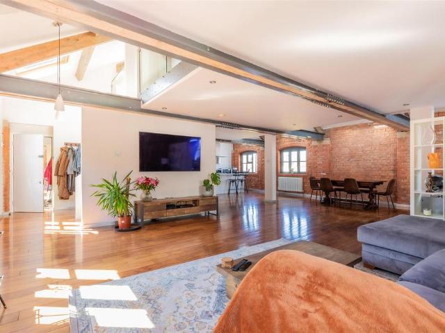 2 bedroom house for sale
