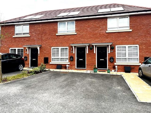 2 bedroom house for sale