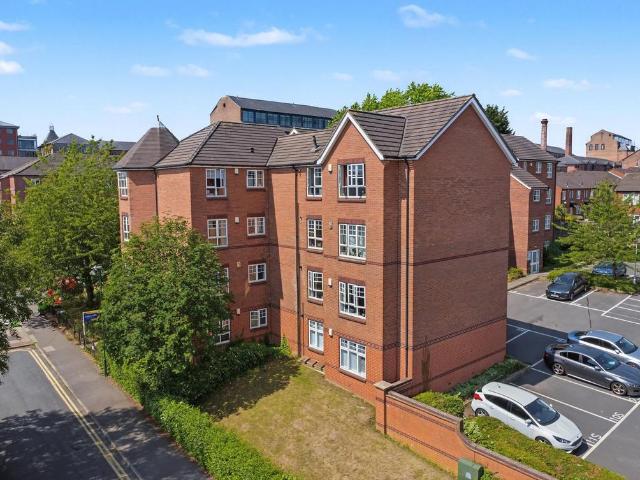 2 bedroom house for sale