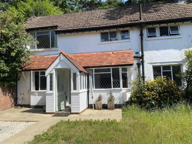 2 bedroom house for sale