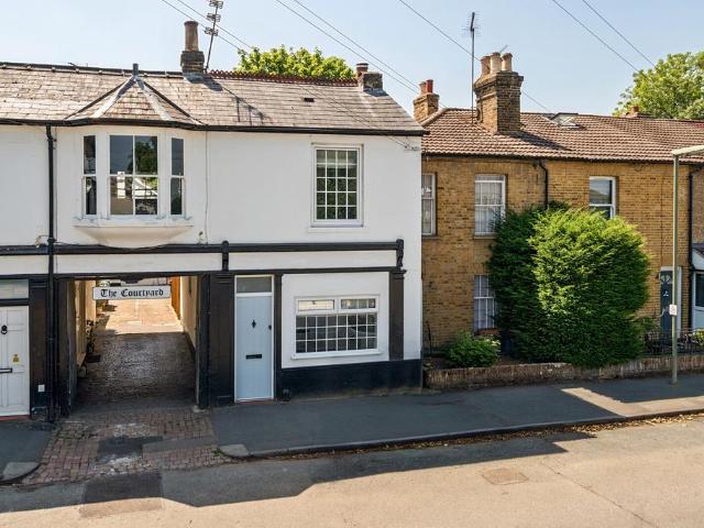 2 bedroom house for sale