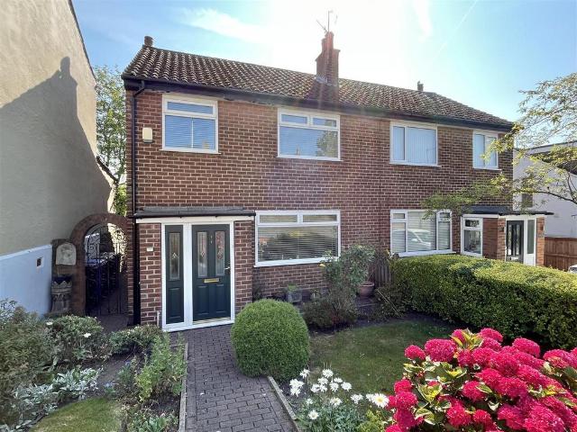 2 bedroom house for sale