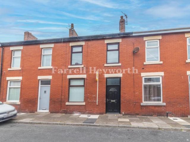 2 bedroom house for sale