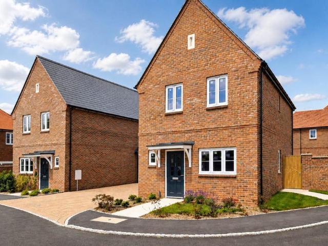 2 bedroom house for sale