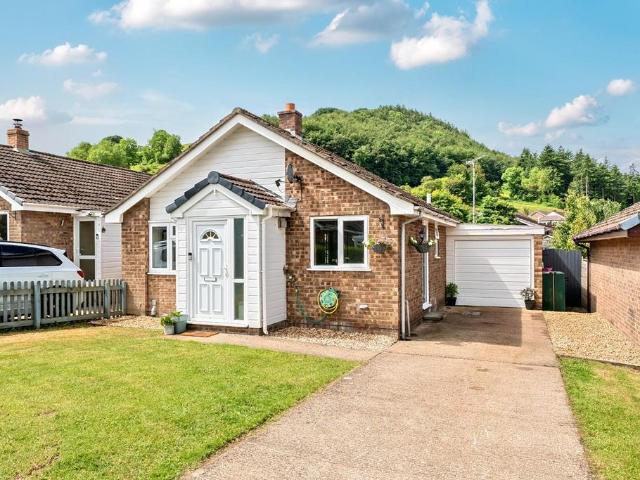 2 bedroom house for sale