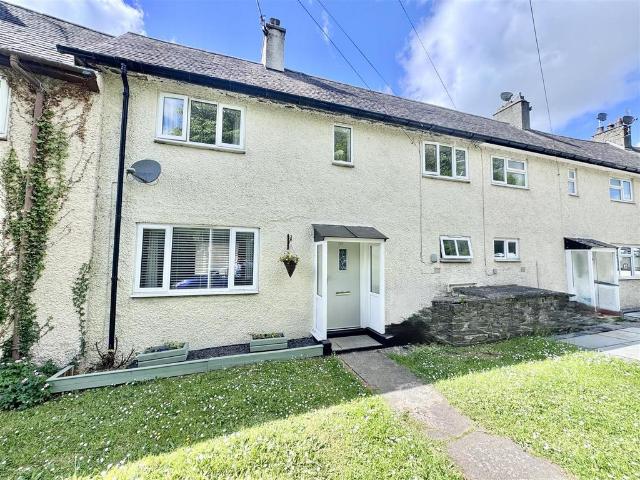 2 bedroom house for sale