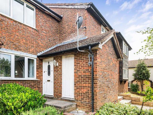 2 bedroom house for sale