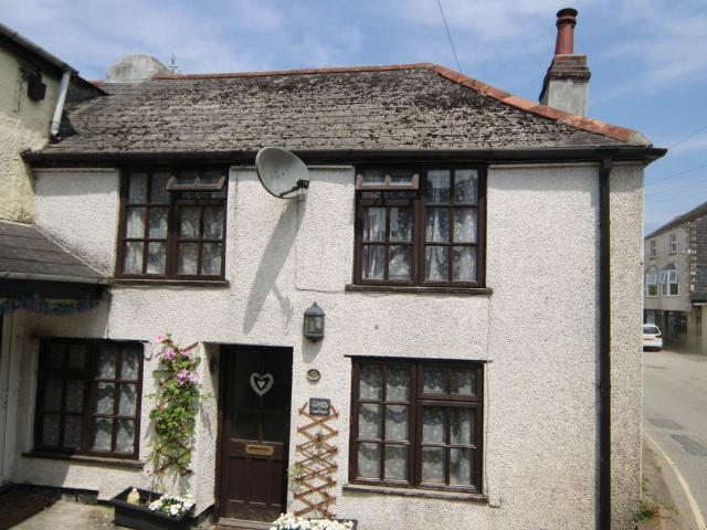 2 bedroom house for sale