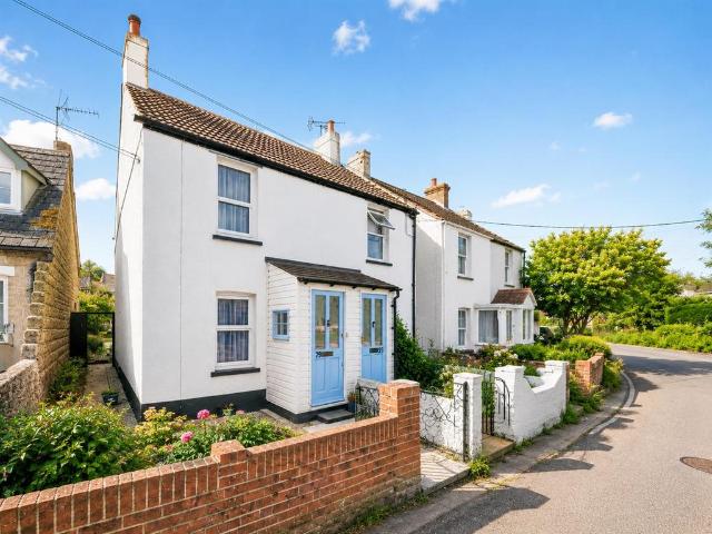2 bedroom house for sale