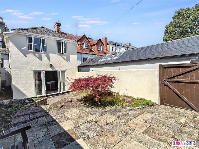 2 bedroom house for sale