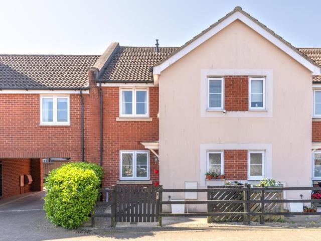 2 bedroom house for sale