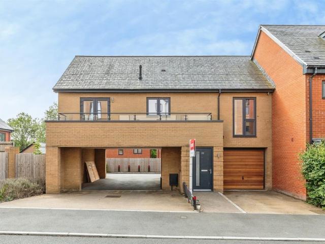 2 bedroom house for sale