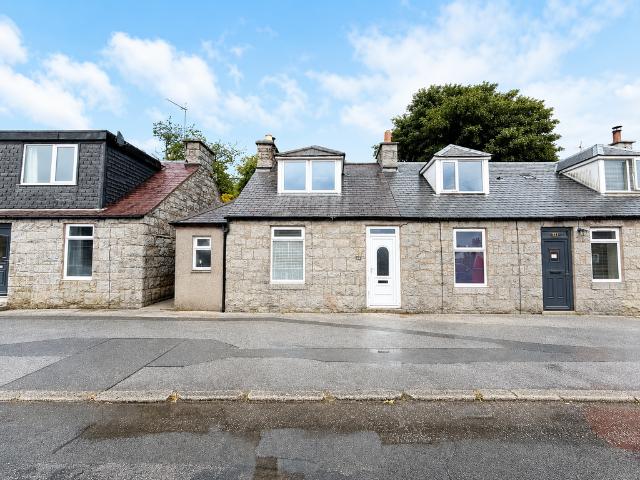 2 bedroom house for sale