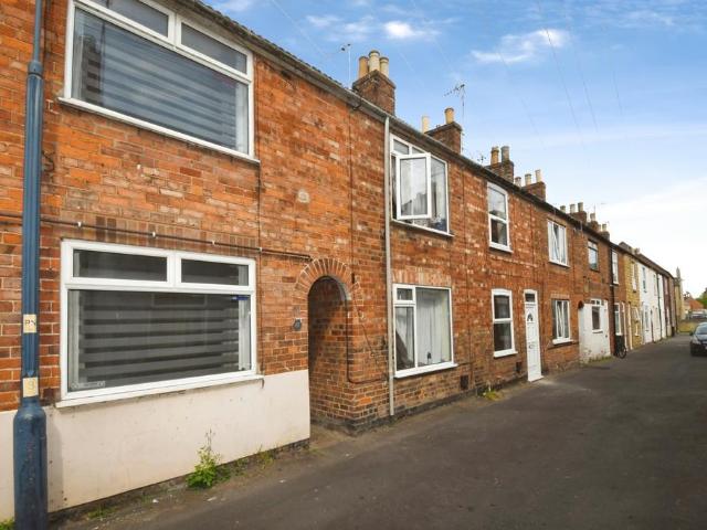 2 bedroom house for sale