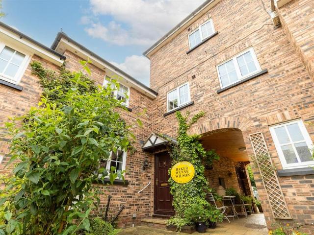 2 bedroom house for sale